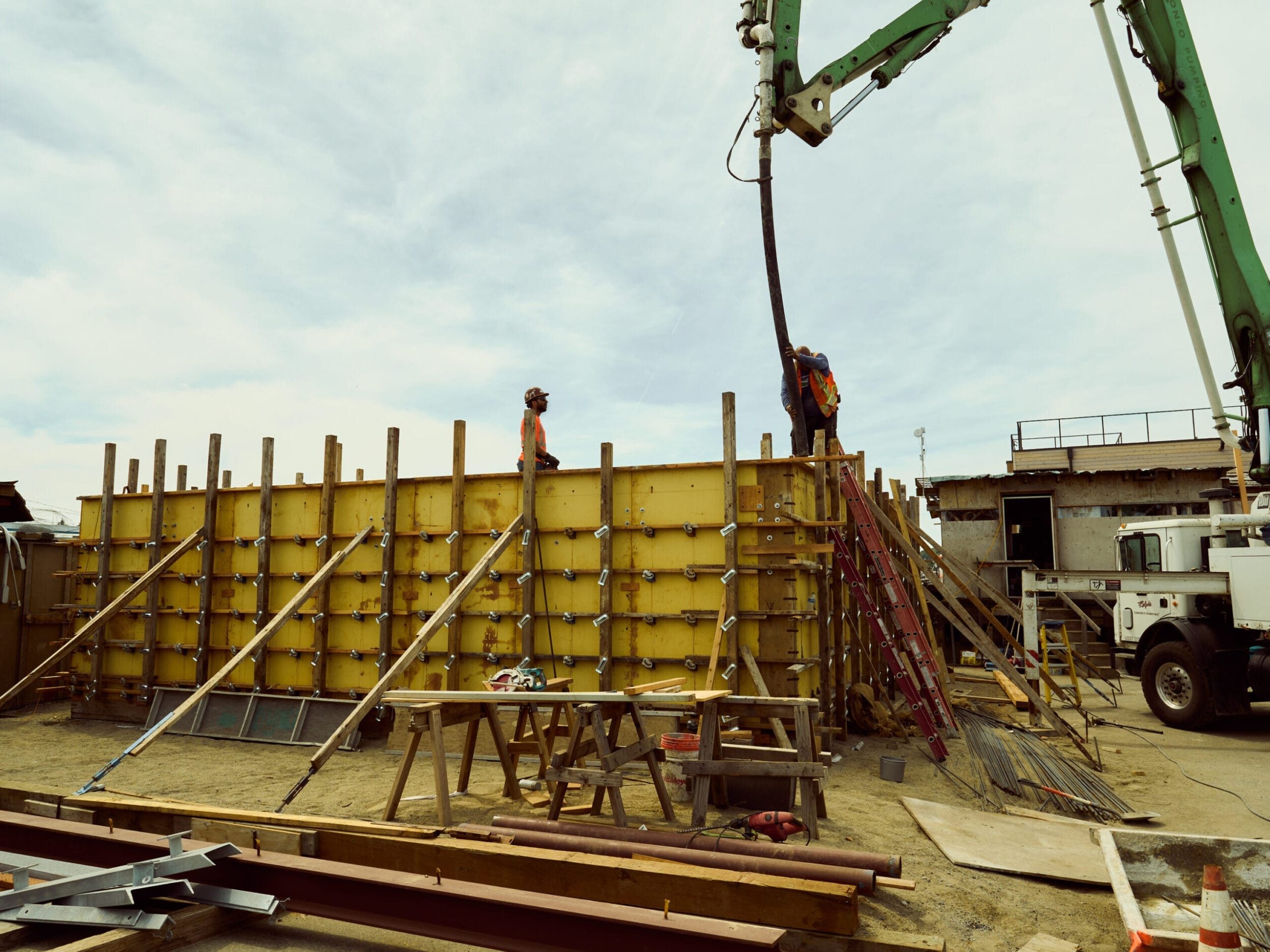 Floating Homes | Dyna Builders