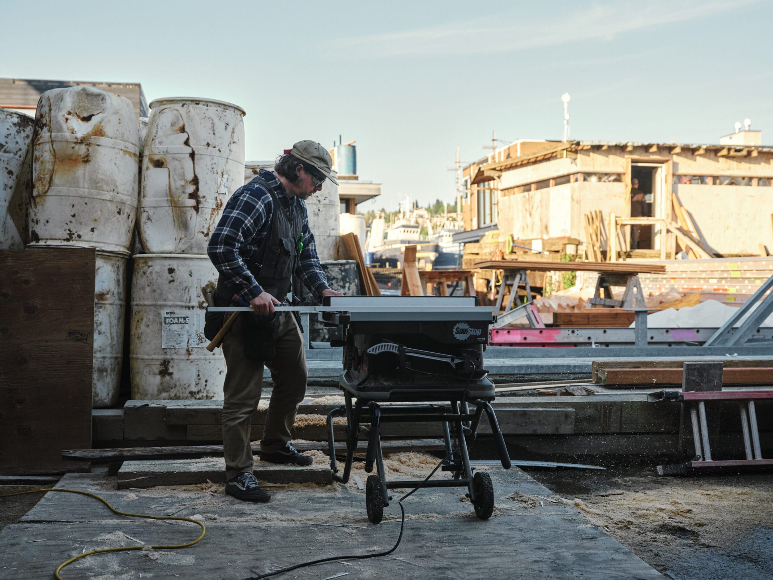 Floating Homes | Dyna Builders